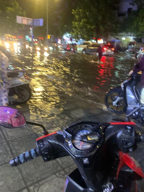 Nr Store 03 07 2024 ទឹកលិច នៅភ្នំពេញ