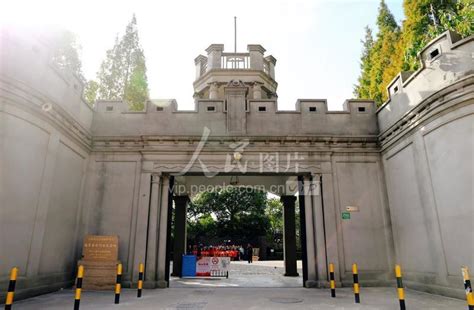 龙华革命烈士纪念地 人民图片网