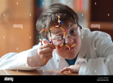Dna Model Hi Res Stock Photography And Images Alamy