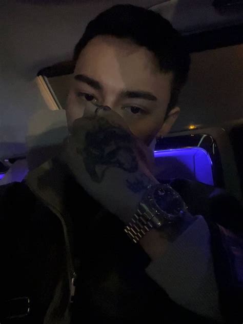 Pin De Bianka Santos Em Tim Kai Homens Coreanos Ideias Para Selfie Kai