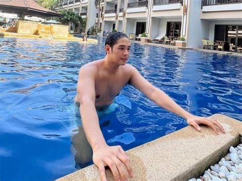 Thirst Trap Photos Of Jeric Gonzales Gma Entertainment