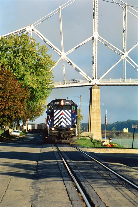 Train Under Blackhawk Bridge Larsh Bristol Photography