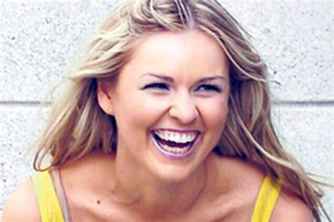 Hot Sexy Zoe Tyler Bikini Pics