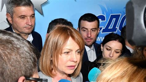 Фандъкова ГЕРБ внася утре искане за закон срещу горенето на отпадъци Новини бг