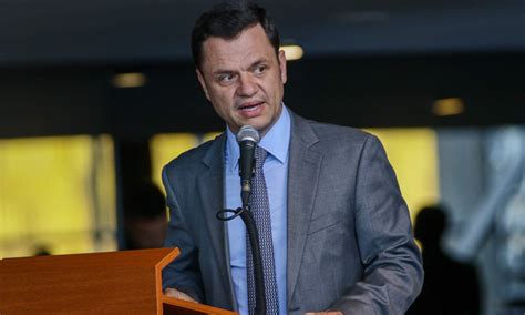 Anderson Torres A Princípio Deve Permanecer Calado Por Denise Assis