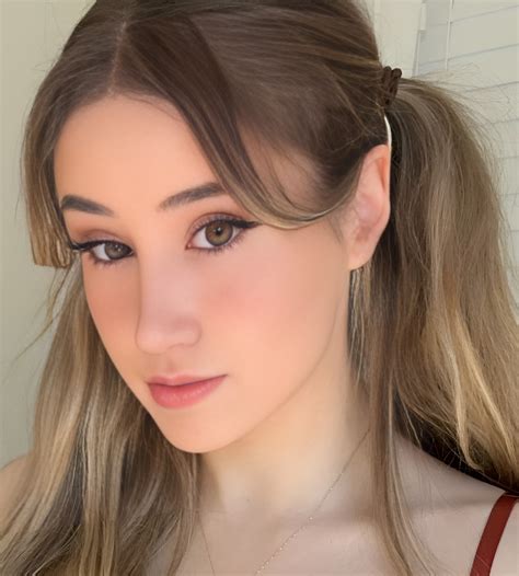 Bronwin Aurora Wiki Biography Boyfriend Age Videos And More