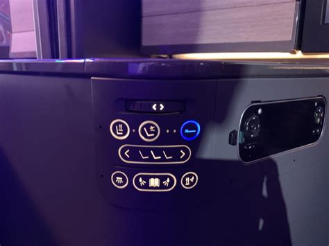 Comparing The New Ana First And Business Class Seat