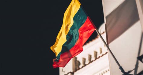 Litouwen Legaliseert Het Terugsturen Van Migranten Aan Grens Met Wit Rusland Buitenland Hln Be