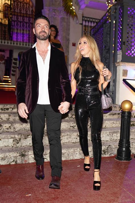 Lisa Hochstein Leaves Versace Mansion In Miami Beach 01012022