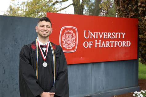 Josh Fromowitz On Linkedin This Past Weekend I Graduated The University Of Hartford With A