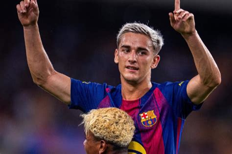 No Jugará Más De Titular Con Flick En El Barça Fuera Pau Cubarsí Y Gavi Ya Lo Saben