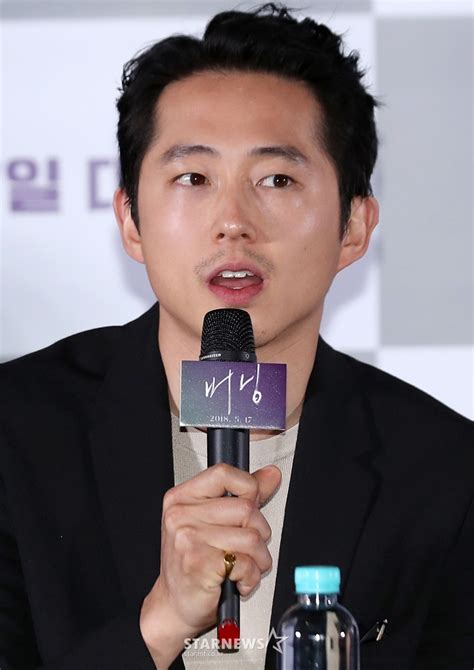 포토 스티븐 연 버닝으로 칸 갑니다