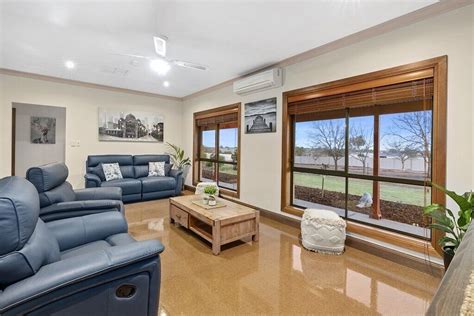 Top 10 Pet And Dog Friendly Accommodations In Renmark Australia