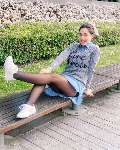 Pin Van Kletsproat Op Pantyhose In 2023