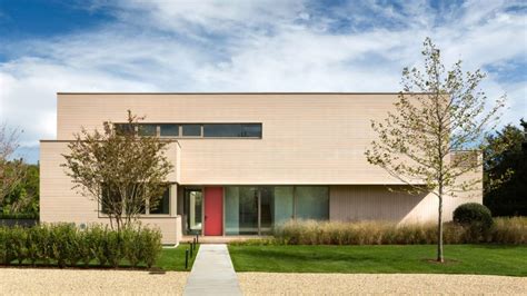 Hamptons House By Deborah Berke Partners Contains Two Workout Areas