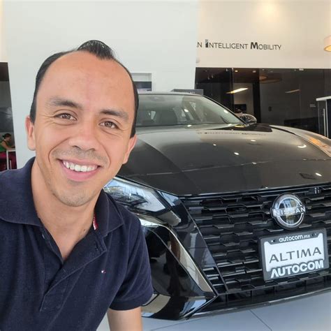 Jairo Morales Asesor De Ventas Nissan