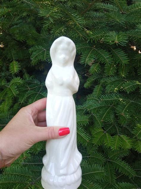 Продам фарфорвую винтажную статуэтку — цена 550 грн в каталоге Статуэтки Купить товары для дома