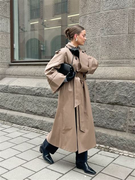 How To Style A Trench Coat For Fall The Stolen Edit