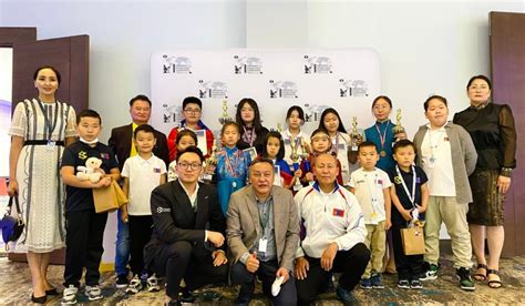 Монголын шатарчид Сурагчдын дэлхийн аваргаас найман медаль хүртлээ