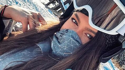 Ето коя от участничките в Ергенът има най горещото дупе Звезди Woman Bg