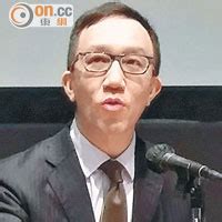 政壇梁卓偉籲港童多練手力 太陽報