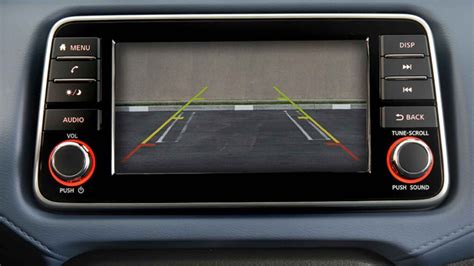 Nissan Versa Sense Ganha Câmera De Ré Como Acessório Mundo Do Automóvel Para Pcd