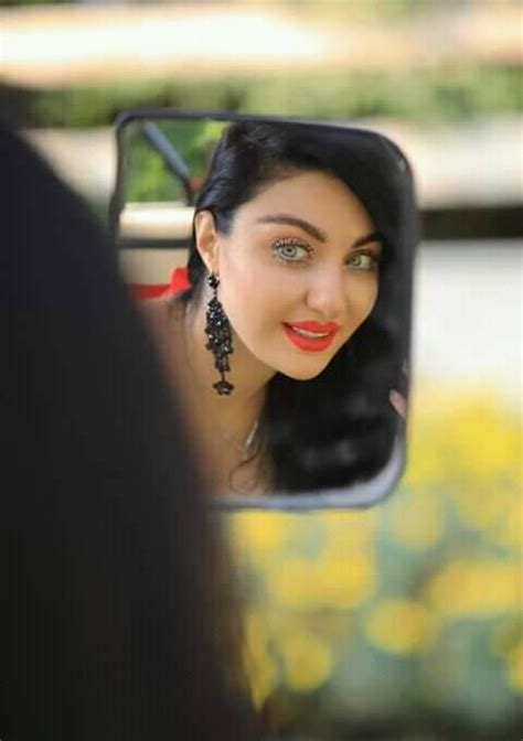 شباب حلوين وبنات طعمين