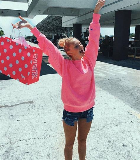 Jordyn Jones Shopping Day Ig Pbwiyh 1arf9 Jordynjones Actress