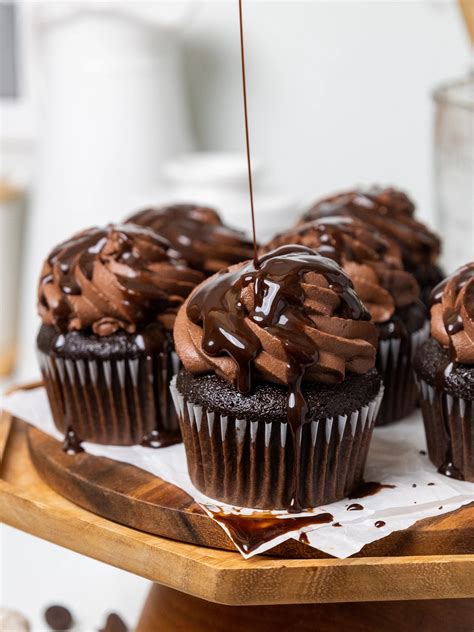 Chocolate Whipped Cream Frosting Easy And Delicious Recipe