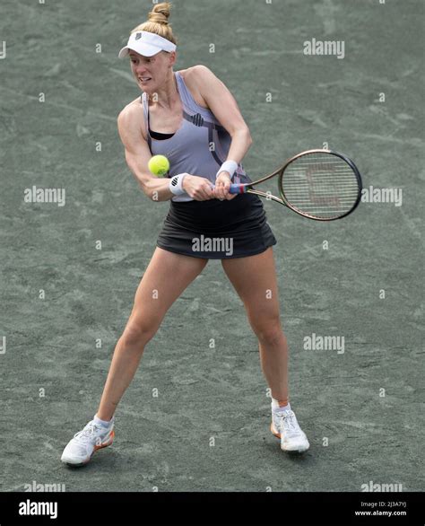 April 6 2022 Allison Riske Usa Loses To Aryna Sabalenka Blr 7 5