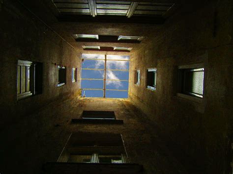 Lightwell flickr erix 3704336007 - Lightwell - Wikipedia | Home ...