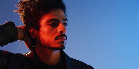 Beware Of The I Hate Drama Guy Who Happens To Have Crazy Exes Yourtango