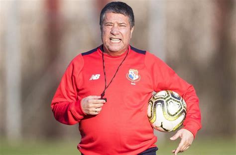 Ecuador Sueña Con Hernán Darío El Bolillo Gómez Técnico De Panamá