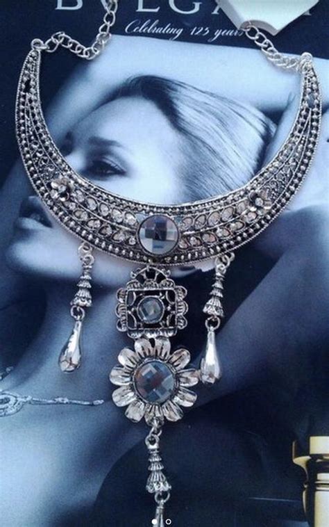 Кольє — ціна 60 грн у каталозі Кольє і намиста Купити аксесуари за доступною ціною на Шафі