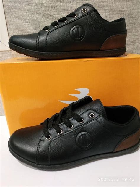 Кросівки — ціна 400 грн у каталозі Кросівки Купити чоловічі речі за доступною ціною на Шафі