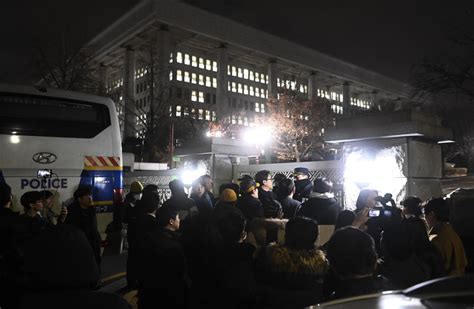 1948년 헌법 제64조로 처음 규정 ‘계엄의 역사