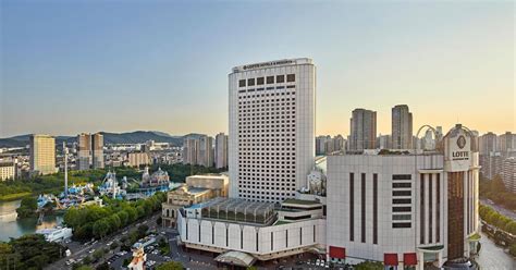 Lotte Hotel World Mulai Rp 3 114rb R̶p̶ ̶6̶ ̶5̶6̶1̶r̶b̶ Hotel Di Seoul Kayak