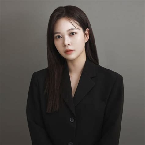 Leard Ys Threads Say More