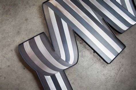 Steel Loop — Zai Divecha