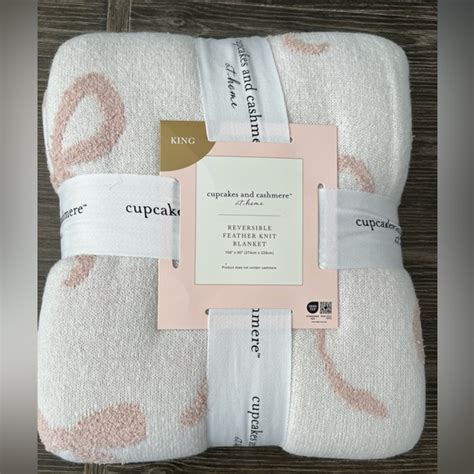 Cupcakes And Cashmere Bedding Nwt Cupcakes And Cashmere King Pink Bow