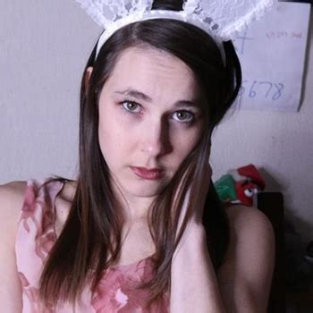 Cici Shellz Bio Read About Her Profile At Freeones