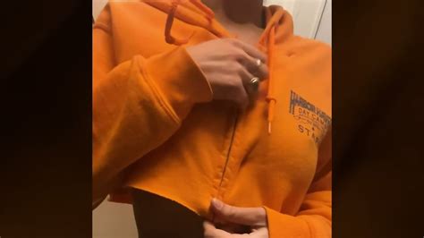 Unzipping Reveals Mix 20 Eporner