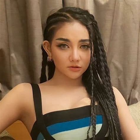 Biodata Lengkap Profil Lala Widy Terbaru Artis Dangdut