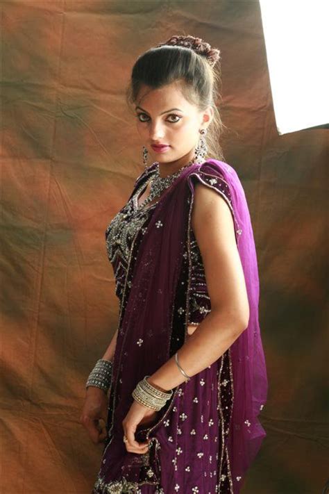 Jaismin Jassi Punjabi Singer Model