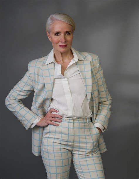 Robin Osler Iconic Focus Top Modeling Agency In New York And Los Angeles For 30 To 90 Year