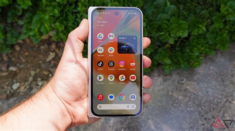 Does The Google Pixel 9 Pro Fold Have UWB