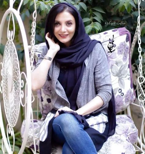 عکسِ بی حجاب رویا میرعلمی در خارج از ایران