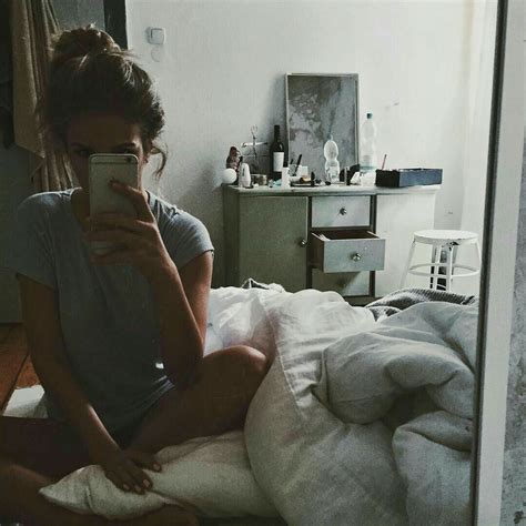 Pin By Yuriko Marie On • M I R R O W S E L F I E • Photography
