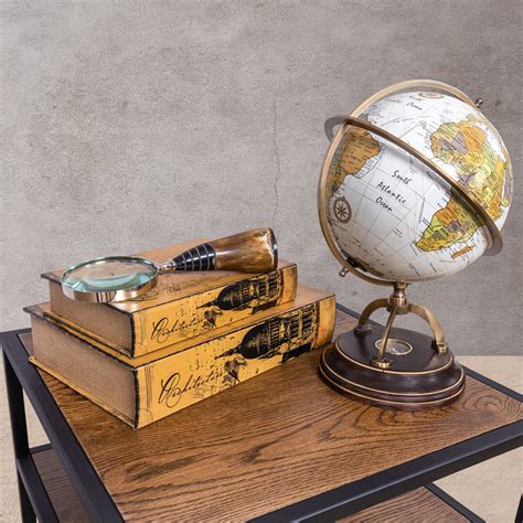 Leather Gallery Kolonnade Shopping Mall