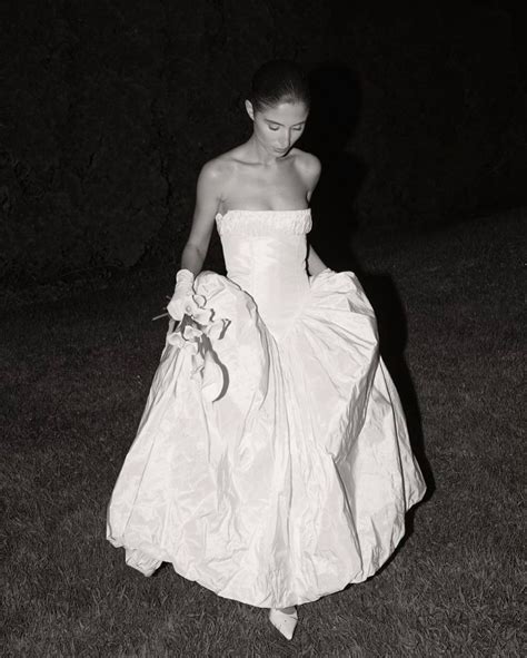 베리굿웨딩 김하경본부장 ⠀⠀ 얼마안남은 두분예식 🤍 본식날은 얼마나 더예쁘실까요 😍 ⠀ ⠀ 호안스튜디오 웨딩플래너김하경 Instagram